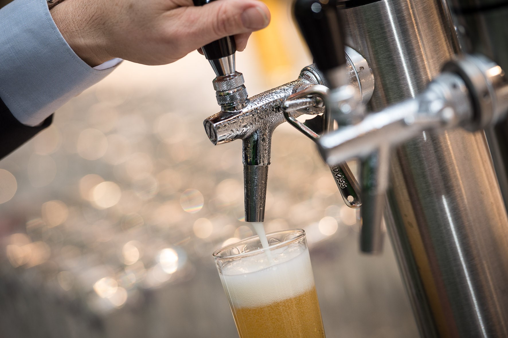 Brau Union Österreich unterstützt Gastronomiepartner bei Wiedereröffnung mit über 1 Million Euro ...